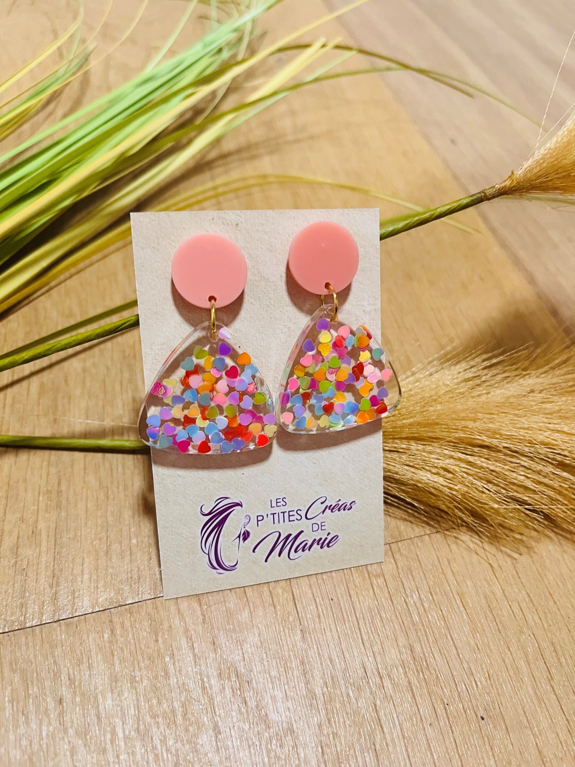 Boucles en résine - Boucles-Oreilles.com